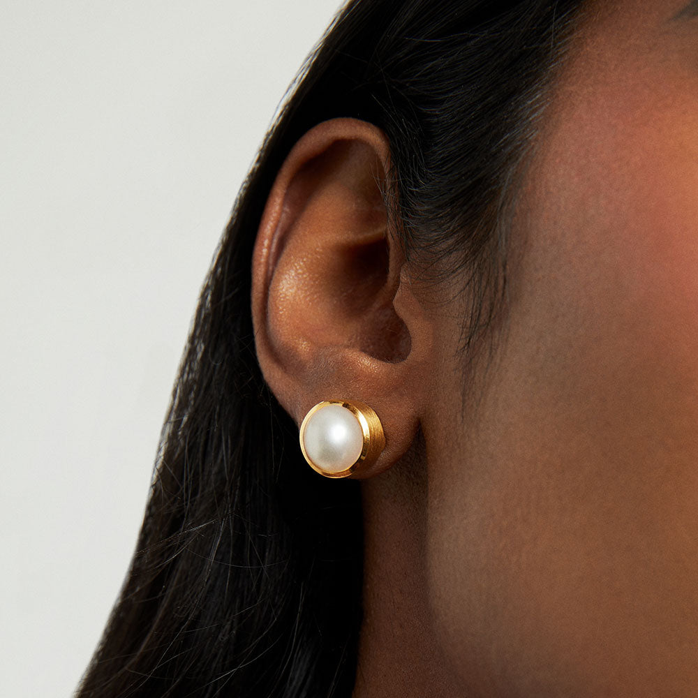 Signature Large Knockout Studs – DeanDavidson.com